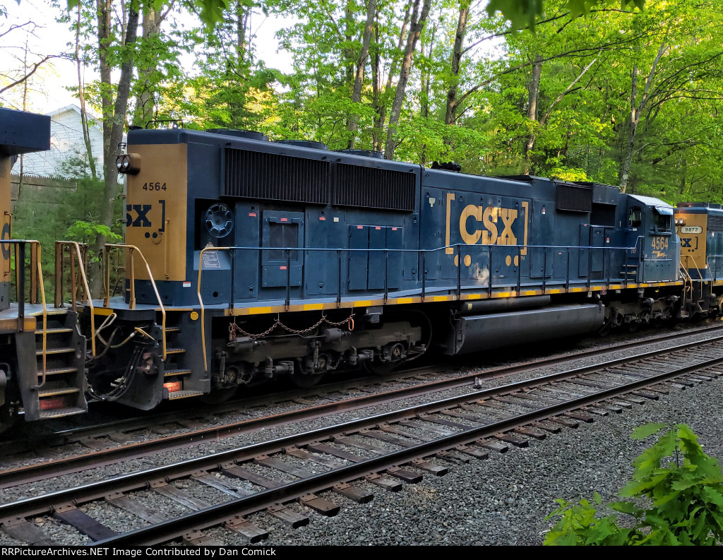 CSXT 4564